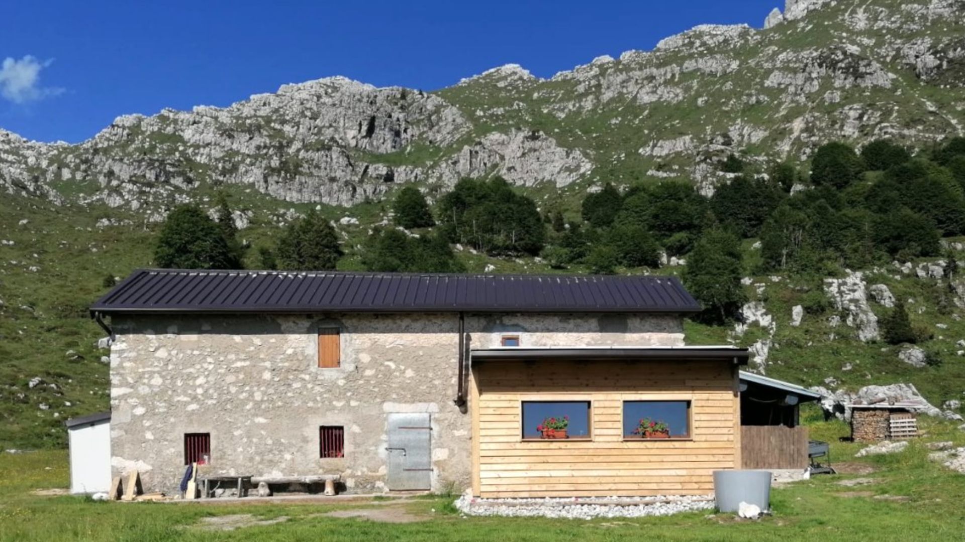 Rifugio Monte Alben: da Passo di Zambla -Oltre il Colle, Bergamo ...